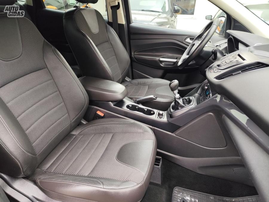 Melns Ford Kuga 2013 Utena, ar dzinēja tilpumu 2.00 L un nobraukumu 220 tūkst. km par 6990 €, foto 24 vietnē AUTOMOTO.COM.LV
