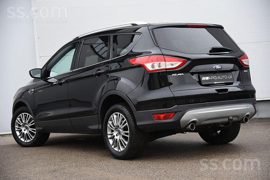 Black Ford Kuga 2014 in Tukums, with an engine capacity of 1.60 L and mileage of 122 thousand km for 9990 €, photo 2 on AUTOMOTO.COM.LV
