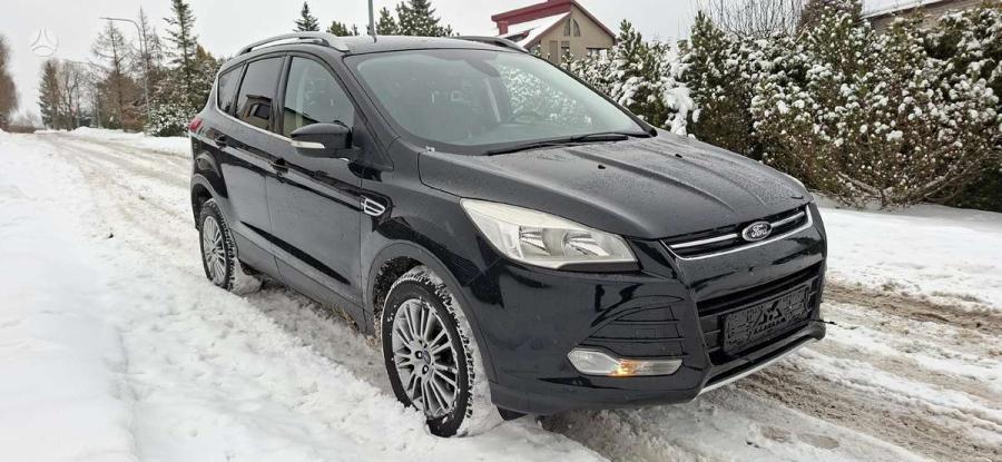 Black Ford Kuga 2014 in Kaunas, with an engine capacity of 2.00 L and mileage of 173 thousand km for 8700 €, photo 5 on AUTOMOTO.COM.LV