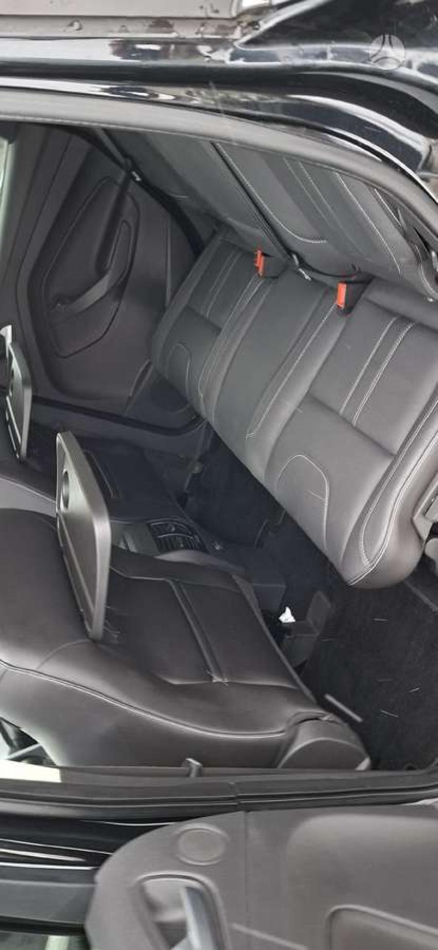 Black Ford Kuga 2014 in Kaunas, with an engine capacity of 2.00 L and mileage of 173 thousand km for 8700 €, photo 19 on AUTOMOTO.COM.LV