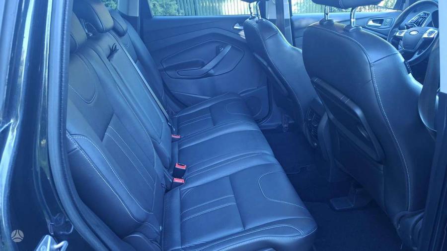 Melns Ford Kuga 2014 Kauņa, ar dzinēja tilpumu 2.00 L un nobraukumu 173 tūkst. km par 7850 €, foto 22 vietnē AUTOMOTO.COM.LV