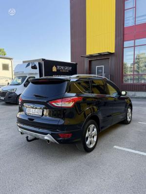 Black Ford Kuga 2014 in Silute, with an engine capacity of 2.00 L and mileage of 246 thousand km for 7500 €, photo 6 on AUTOMOTO.COM.LV