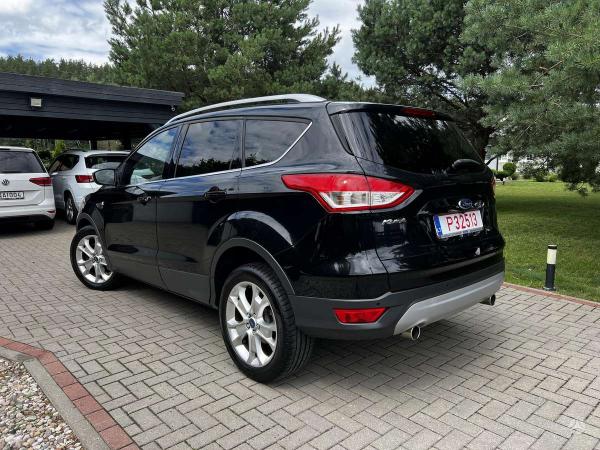 Black Ford Kuga 2014 in Druskininkai, with an engine capacity of 2.00 L and mileage of 206 thousand km for 7890 €, photo 3 on AUTOMOTO.COM.LV