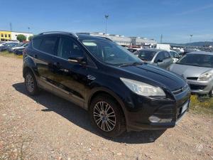 Black Ford Kuga 2014 in Siauliai, with an engine capacity of 2.00 L and mileage of 145 thousand km for 7150 €, photo 3 on AUTOMOTO.COM.LV
