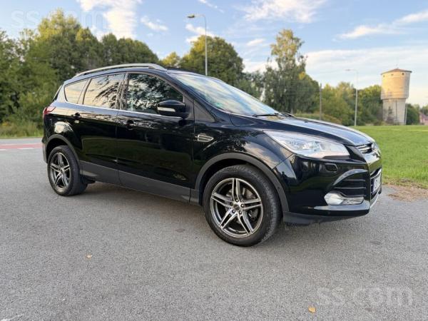 Melns Ford Kuga 2014 Jelgava, ar dzinēja tilpumu 2.00 L un nobraukumu 214 tūkst. km par 9259 €, foto 3 vietnē AUTOMOTO.COM.LV