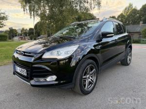 Melns Ford Kuga 2014 Jelgava, ar dzinēja tilpumu 2.00 L un nobraukumu 213 tūkst. km par 9259 €, foto  vietnē AUTOMOTO.COM.LV