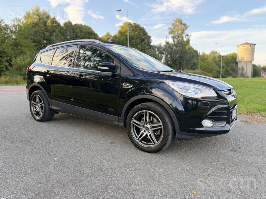Melns Ford Kuga 2014 Jelgava, ar dzinēja tilpumu 2.00 L un nobraukumu 213 tūkst. km par 9259 €, foto 4 vietnē AUTOMOTO.COM.LV
