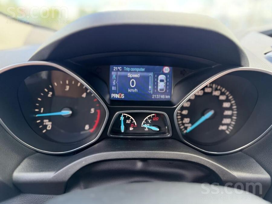 Melns Ford Kuga 2014 Jelgava, ar dzinēja tilpumu 2.00 L un nobraukumu 213 tūkst. km par 9259 €, foto 10 vietnē AUTOMOTO.COM.LV