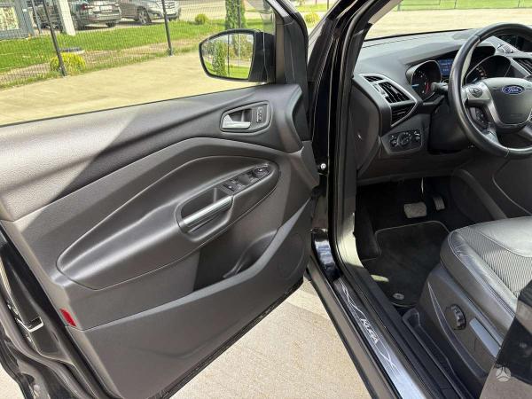 Ford Kuga 2014 Klaipėda vietnē Melns Ford Kuga 2014 Klaipėda, ar dzinēja tilpumu 2.00 L un nobraukumu 135 tūkst. km par 7500 €, foto 10 vietnē AUTOMOTO.COM.LV