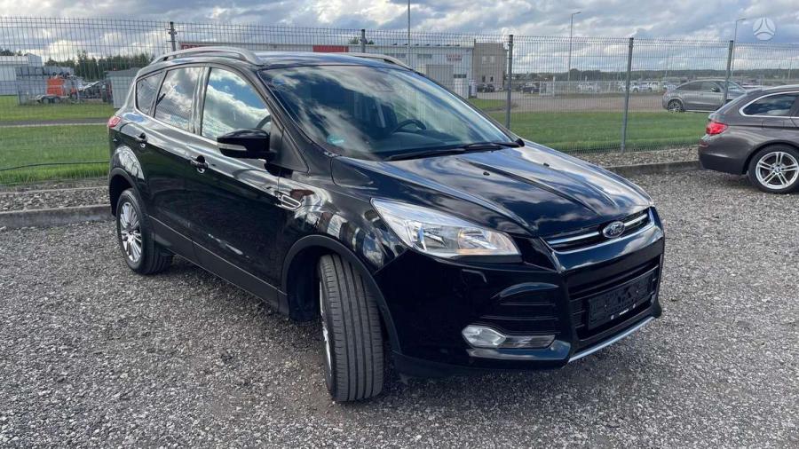 Melns Ford Kuga 2014 Marijampole, ar dzinēja tilpumu 2.00 L un nobraukumu 213 tūkst. km par 8490 €, foto 8 vietnē AUTOMOTO.COM.LV