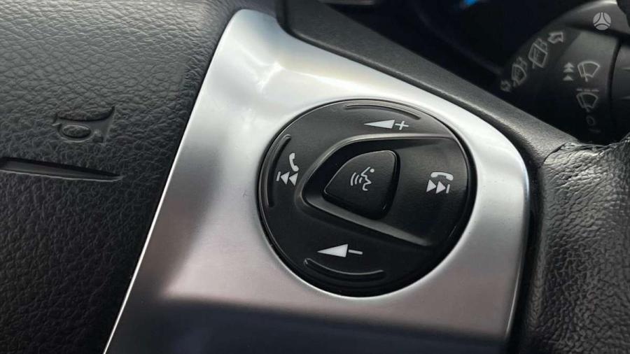 Melns Ford Kuga 2014 Marijampole, ar dzinēja tilpumu 2.00 L un nobraukumu 213 tūkst. km par 8490 €, foto 33 vietnē AUTOMOTO.COM.LV