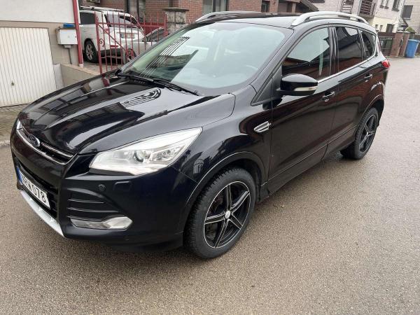 Melns Ford Kuga 2015 Kauņa, ar dzinēja tilpumu 2.00 L un nobraukumu 180 tūkst. km par 7500 €, foto 1 vietnē AUTOMOTO.COM.LV
