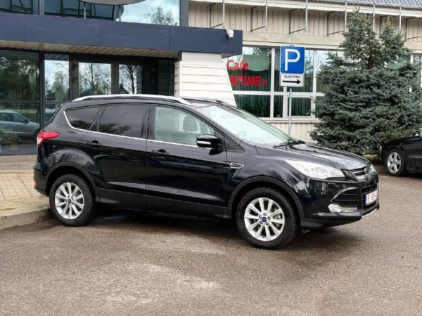 Black Ford Kuga 2015 in Riga, with an engine capacity of 2.00 L and mileage of 203 thousand km for 13499 €, photo 9 on AUTOMOTO.COM.LV