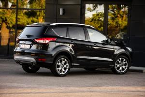 Melns Ford Kuga 2015 Rīga, ar dzinēja tilpumu 2.00 L un nobraukumu 247 tūkst. km par 9990 €, foto 6 vietnē AUTOMOTO.COM.LV