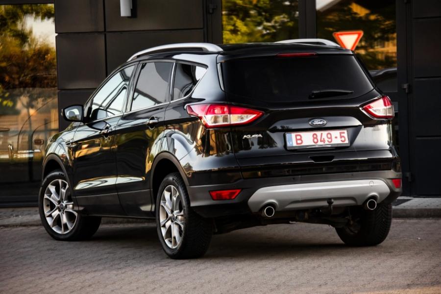 Melns Ford Kuga 2015 Rīga, ar dzinēja tilpumu 2.00 L un nobraukumu 247 tūkst. km par 9990 €, foto 9 vietnē AUTOMOTO.COM.LV