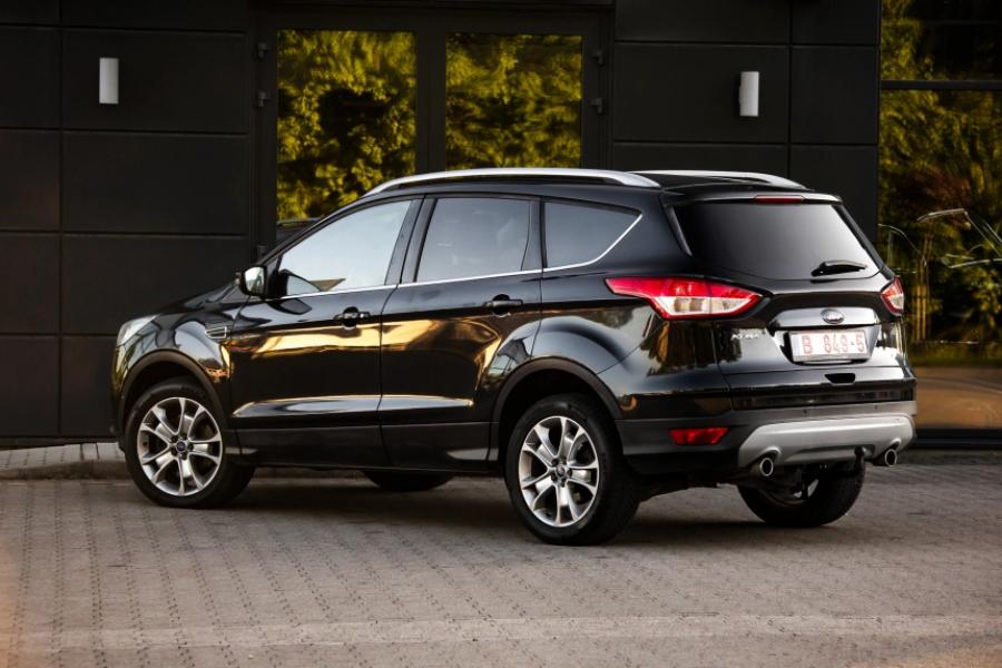 Melns Ford Kuga 2015 Rīga, ar dzinēja tilpumu 2.00 L un nobraukumu 247 tūkst. km par 9990 €, foto 10 vietnē AUTOMOTO.COM.LV