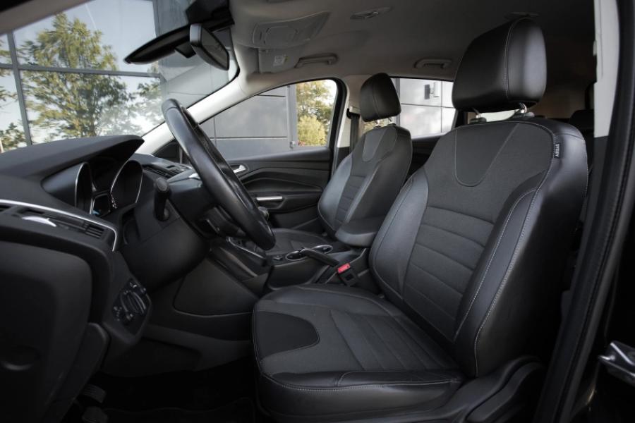 Melns Ford Kuga 2015 Rīga, ar dzinēja tilpumu 2.00 L un nobraukumu 247 tūkst. km par 9990 €, foto 13 vietnē AUTOMOTO.COM.LV