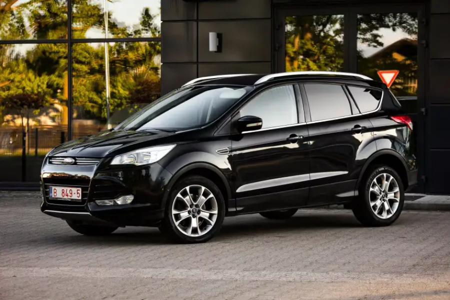 Melns Ford Kuga 2015 Jelgava, ar dzinēja tilpumu 2.00 L un nobraukumu 247 tūkst. km par 9990 €, foto 3 vietnē AUTOMOTO.COM.LV