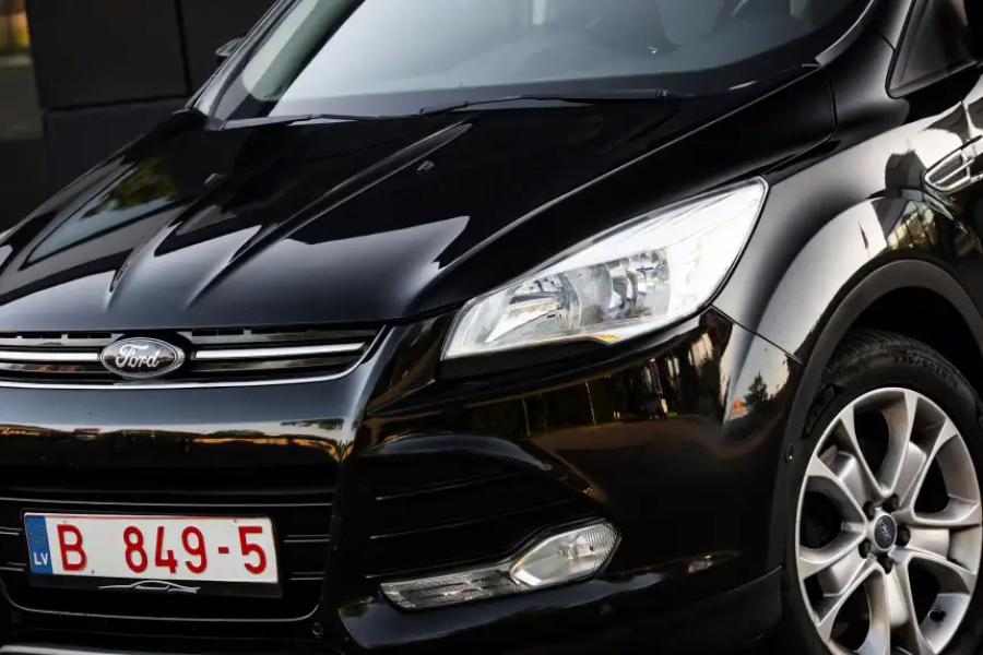 Melns Ford Kuga 2015 Jelgava, ar dzinēja tilpumu 2.00 L un nobraukumu 247 tūkst. km par 9990 €, foto 4 vietnē AUTOMOTO.COM.LV