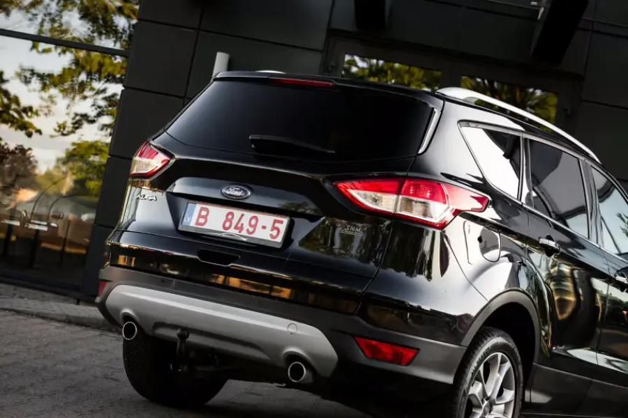 Melns Ford Kuga 2015 Jelgava, ar dzinēja tilpumu 2.00 L un nobraukumu 247 tūkst. km par 9990 €, foto 7 vietnē AUTOMOTO.COM.LV