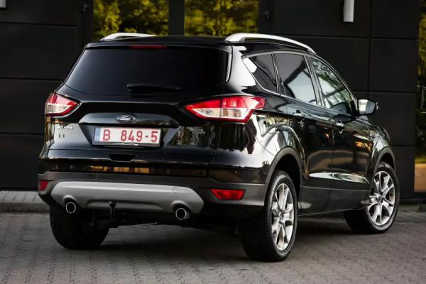 Melns Ford Kuga 2015 Jelgava, ar dzinēja tilpumu 2.00 L un nobraukumu 247 tūkst. km par 9990 €, foto 7 vietnē AUTOMOTO.COM.LV