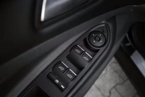 Melns Ford Kuga 2015 Jelgava, ar dzinēja tilpumu 2.00 L un nobraukumu 247 tūkst. km par 9990 €, foto 17 vietnē AUTOMOTO.COM.LV