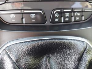Black Ford Kuga 2015 in Cesis, with an engine capacity of 2.00 L and mileage of 208 thousand km for 9200 €, photo 14 on AUTOMOTO.COM.LV