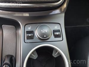 Black Ford Kuga 2015 in Cesis, with an engine capacity of 2.00 L and mileage of 208 thousand km for 9200 €, photo 15 on AUTOMOTO.COM.LV