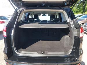 Black Ford Kuga 2015 in Cesis, with an engine capacity of 2.00 L and mileage of 208 thousand km for 9200 €, photo 17 on AUTOMOTO.COM.LV