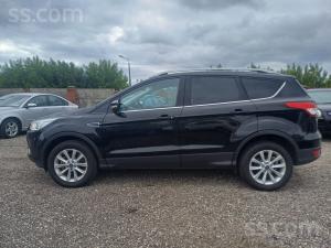 Melns Ford Kuga 2015 Daugavpils, ar dzinēja tilpumu 2.00 L un nobraukumu 0 tūkst. km par 12600 €, foto 5 vietnē AUTOMOTO.COM.LV