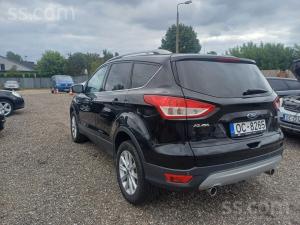 Melns Ford Kuga 2015 Daugavpils, ar dzinēja tilpumu 2.00 L un nobraukumu 0 tūkst. km par 12600 €, foto 6 vietnē AUTOMOTO.COM.LV