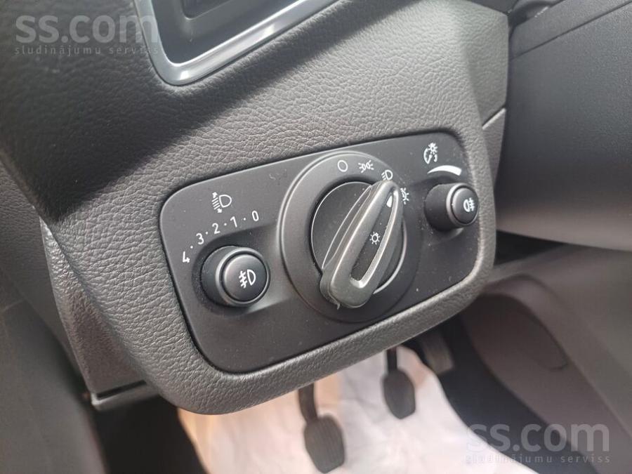 Melns Ford Kuga 2015 Daugavpils, ar dzinēja tilpumu 2.00 L un nobraukumu 0 tūkst. km par 12600 €, foto 12 vietnē AUTOMOTO.COM.LV