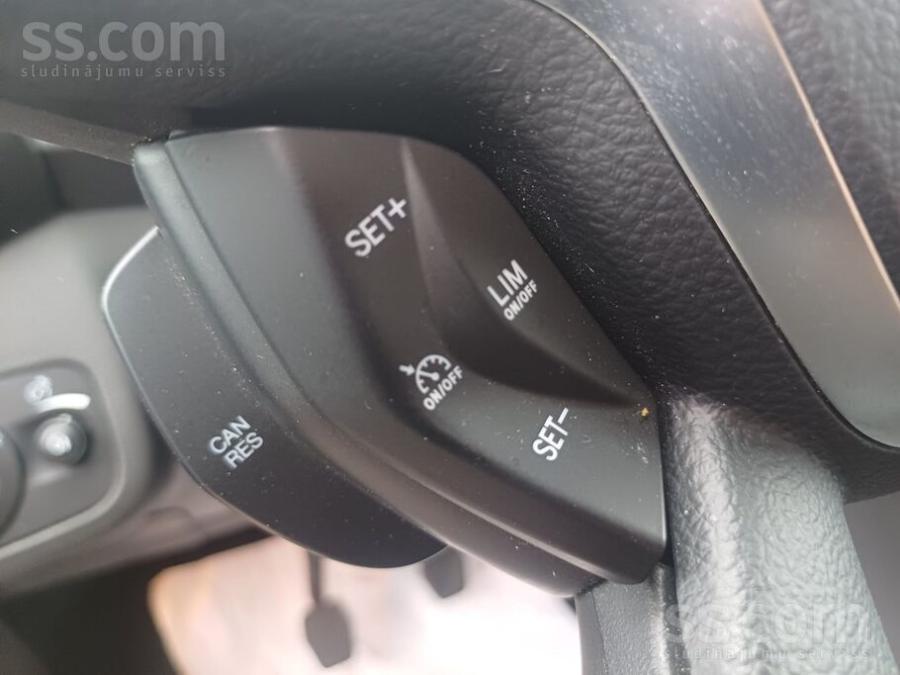 Melns Ford Kuga 2015 Daugavpils, ar dzinēja tilpumu 2.00 L un nobraukumu 0 tūkst. km par 12600 €, foto 14 vietnē AUTOMOTO.COM.LV
