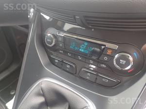 Melns Ford Kuga 2015 Daugavpils, ar dzinēja tilpumu 2.00 L un nobraukumu 0 tūkst. km par 12600 €, foto 16 vietnē AUTOMOTO.COM.LV
