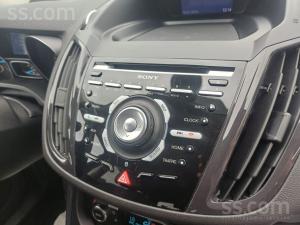 Melns Ford Kuga 2015 Daugavpils, ar dzinēja tilpumu 2.00 L un nobraukumu 0 tūkst. km par 12600 €, foto 17 vietnē AUTOMOTO.COM.LV