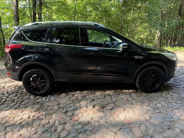 Melns Ford Kuga 2015 Viļņa, ar dzinēja tilpumu 2.00 L un nobraukumu 321 tūkst. km par 6900 €, foto 8 vietnē AUTOMOTO.COM.LV