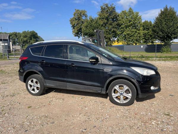 Melns Ford Kuga 2015 Tauragė, ar dzinēja tilpumu 2.00 L un nobraukumu 226 tūkst. km par 4700 €, foto 7 vietnē AUTOMOTO.COM.LV