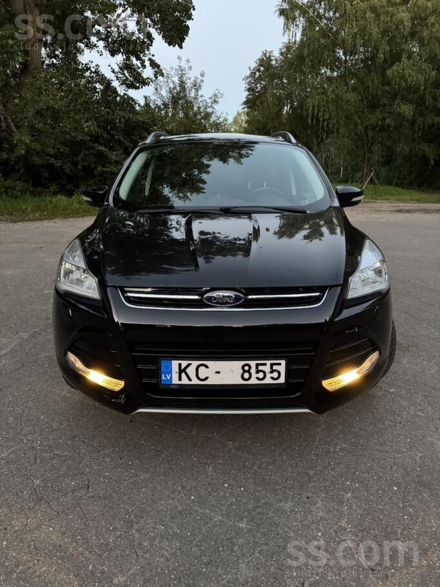 Black Ford Kuga 2015 in Riga, with an engine capacity of 2.00 L and mileage of 115 thousand km for 9500 €, photo 6 on AUTOMOTO.COM.LV