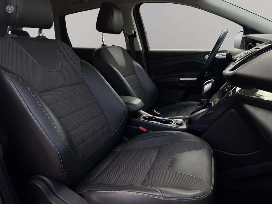 Melns Ford Kuga 2015 Klaipėda, ar dzinēja tilpumu 2.00 L un nobraukumu 212 tūkst. km par 7999 €, foto 17 vietnē AUTOMOTO.COM.LV