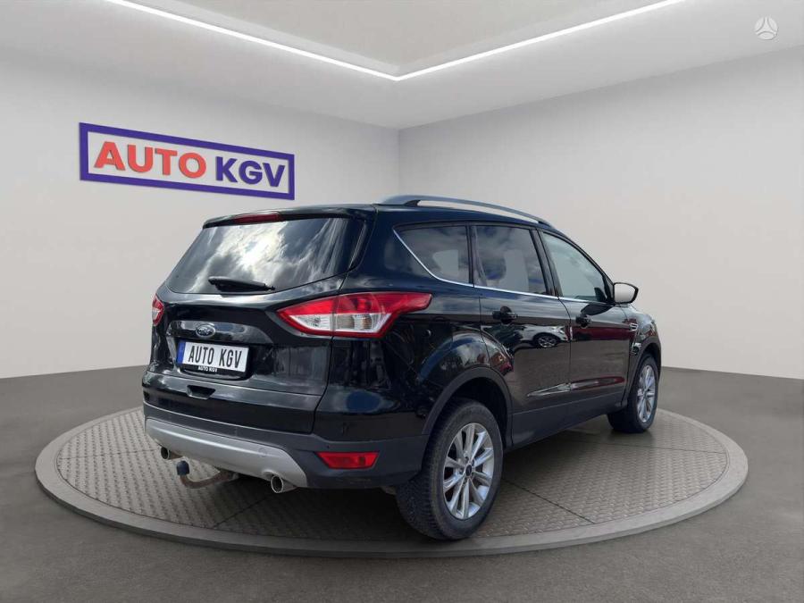 Black Ford Kuga 2015 in Klaipeda, with an engine capacity of 2.00 L and mileage of 212 thousand km for 7999 €, photo 6 on AUTOMOTO.COM.LV