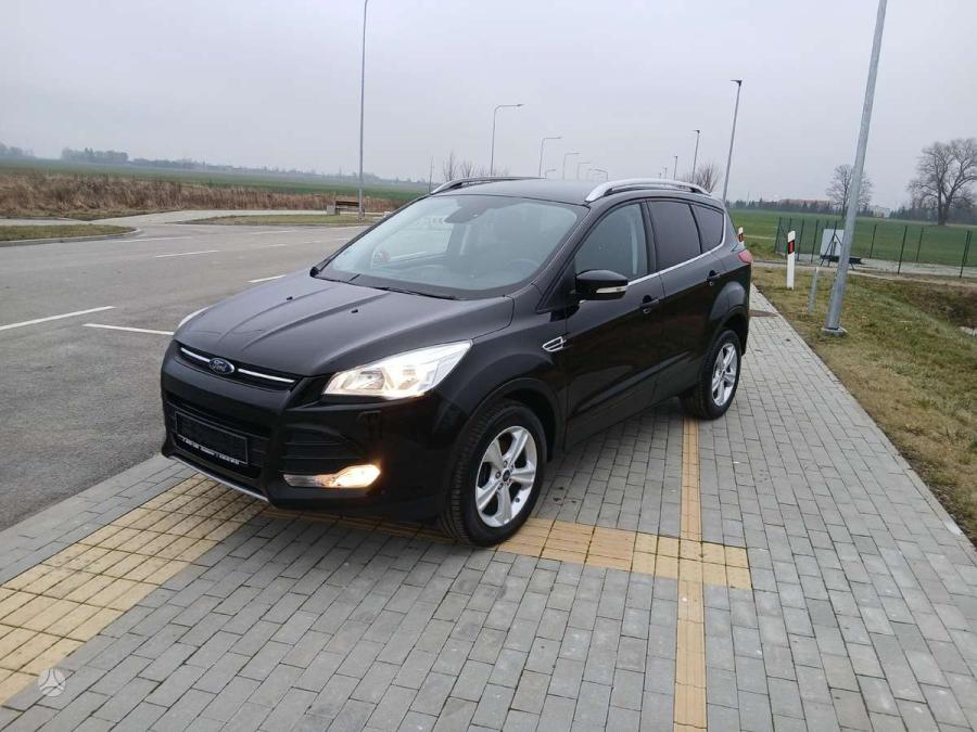Black Ford Kuga 2016 in Marijampole, with an engine capacity of 1.50 L and mileage of 136 thousand km for 8850 €, photo 12 on AUTOMOTO.COM.LV