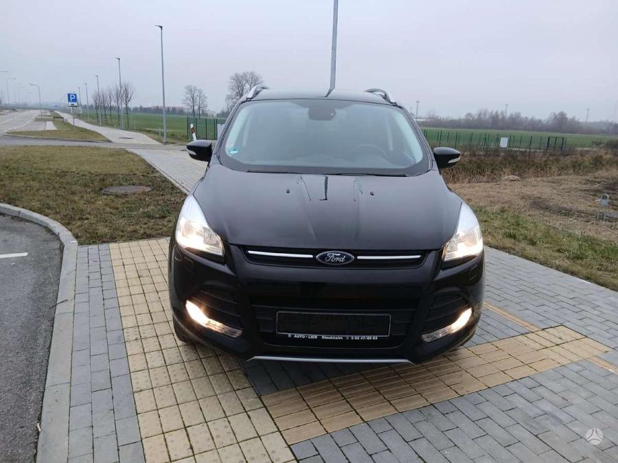 Black Ford Kuga 2016 in Marijampole, with an engine capacity of 1.50 L and mileage of 136 thousand km for 8850 €, photo 18 on AUTOMOTO.COM.LV