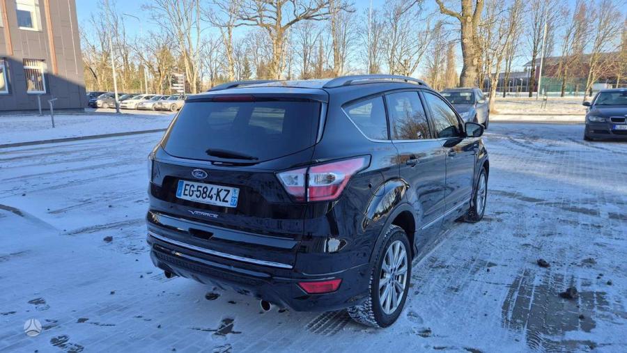 Black Ford Kuga 2016 in Taurage, with an engine capacity of 2.00 L and mileage of 154 thousand km for 8990 €, photo 6 on AUTOMOTO.COM.LV