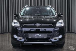 Black Ford Kuga 2016 in Marijampole, with an engine capacity of 2.00 L and mileage of 189 thousand km for 9450 €, photo 3 on AUTOMOTO.COM.LV