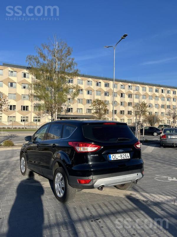 Melns Ford Kuga 2016 Jelgava, ar dzinēja tilpumu 2.00 L un nobraukumu 180 tūkst. km par 10550 €, foto 3 vietnē AUTOMOTO.COM.LV