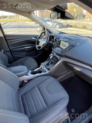 Black Ford Kuga 2016 in Jelgava, with an engine capacity of 2.00 L and mileage of 180 thousand km for 10550 €, photo 7 on AUTOMOTO.COM.LV