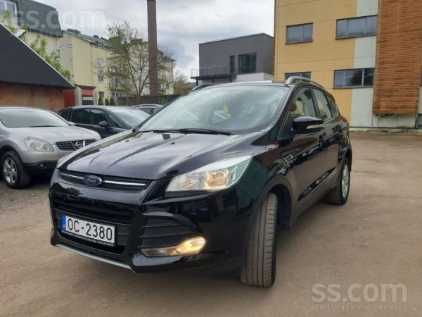Black Ford Kuga 2016 in Daugavpils, with an engine capacity of 2.00 L and mileage of 0 thousand km for 9650 €, photo 3 on AUTOMOTO.COM.LV