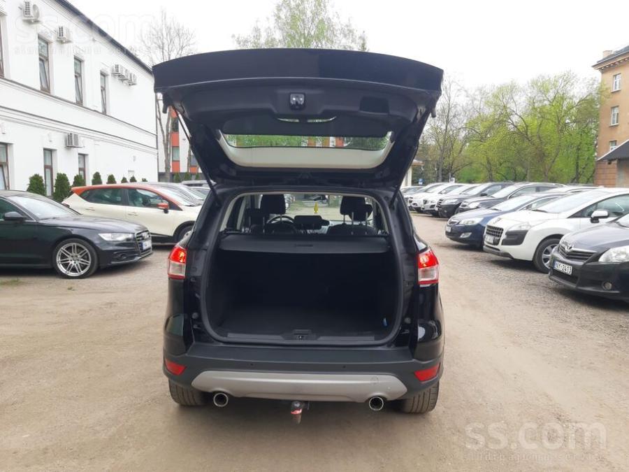 Black Ford Kuga 2016 in Daugavpils, with an engine capacity of 2.00 L and mileage of 0 thousand km for 9650 €, photo 23 on AUTOMOTO.COM.LV