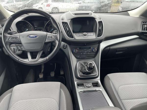Black Ford Kuga 2016 in Panevezys, with an engine capacity of 1.50 L and mileage of 189 thousand km for 8300 €, photo 8 on AUTOMOTO.COM.LV