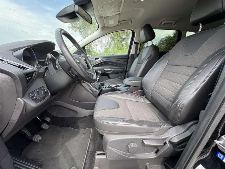 Melns Ford Kuga 2016 Marijampole, ar dzinēja tilpumu 1.50 L un nobraukumu 229 tūkst. km par 6200 €, foto 13 vietnē AUTOMOTO.COM.LV